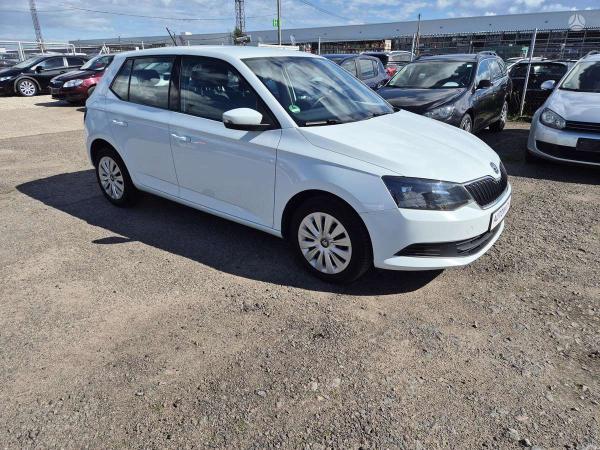 Balts Skoda Fabia 2015 Kauņa, ar dzinēja tilpumu 1.42 L un nobraukumu 255 tūkst. km par 4999 €, foto 4 vietnē AUTOMOTO.COM.LV