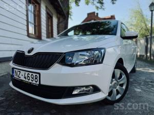 White Skoda Fabia 2016 in Cesis, with an engine capacity of 1.40 L and mileage of 0 thousand km for 5900 €, photo 3 on AUTOMOTO.COM.LV