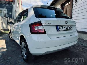 White Skoda Fabia 2016 in Cesis, with an engine capacity of 1.40 L and mileage of 0 thousand km for 5900 €, photo 7 on AUTOMOTO.COM.LV