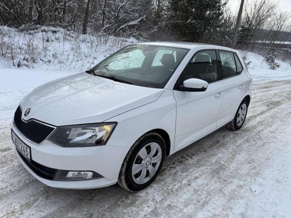 Balts Skoda Fabia 2016 Viļņa, ar dzinēja tilpumu 1.42 L un nobraukumu 210 tūkst. km par 3900 €, foto 1 vietnē AUTOMOTO.COM.LV