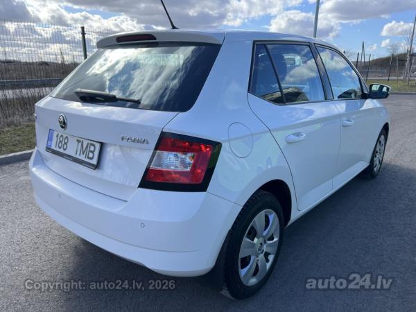 White Skoda Fabia 2016 in Tallinn, with an engine capacity of 1.20 L and mileage of 162 thousand km for 5900 €, photo 2 on AUTOMOTO.COM.LV