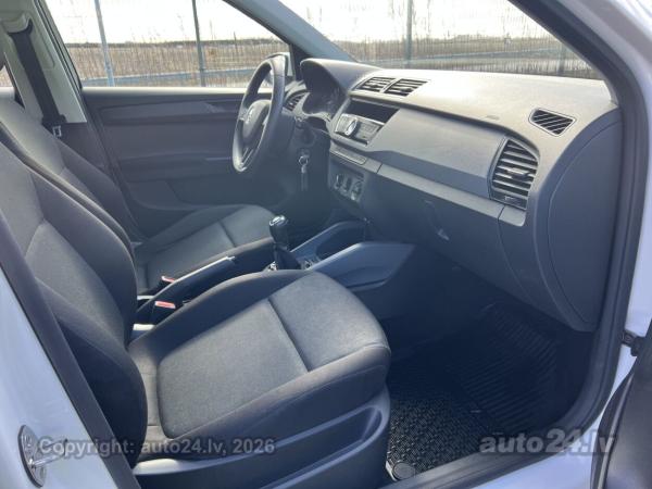 White Skoda Fabia 2016 in Tallinn, with an engine capacity of 1.20 L and mileage of 162 thousand km for 5900 €, photo 11 on AUTOMOTO.COM.LV