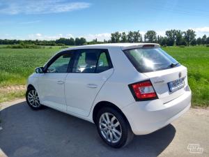 White Skoda Fabia 2016 in Vilkaviskis, with an engine capacity of 1.40 L and mileage of 270 thousand km for 4550 €, photo 5 on AUTOMOTO.COM.LV