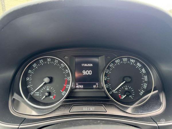Balts Skoda Fabia 2016 Jurbarkas, ar dzinēja tilpumu 1.42 L un nobraukumu 46 tūkst. km par 6500 €, foto 10 vietnē AUTOMOTO.COM.LV