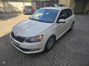 Balts Skoda Fabia 2016 Viļņa, ar dzinēja tilpumu 1.40 L un nobraukumu 239 tūkst. km par 4800 €, foto  vietnē AUTOMOTO.COM.LV