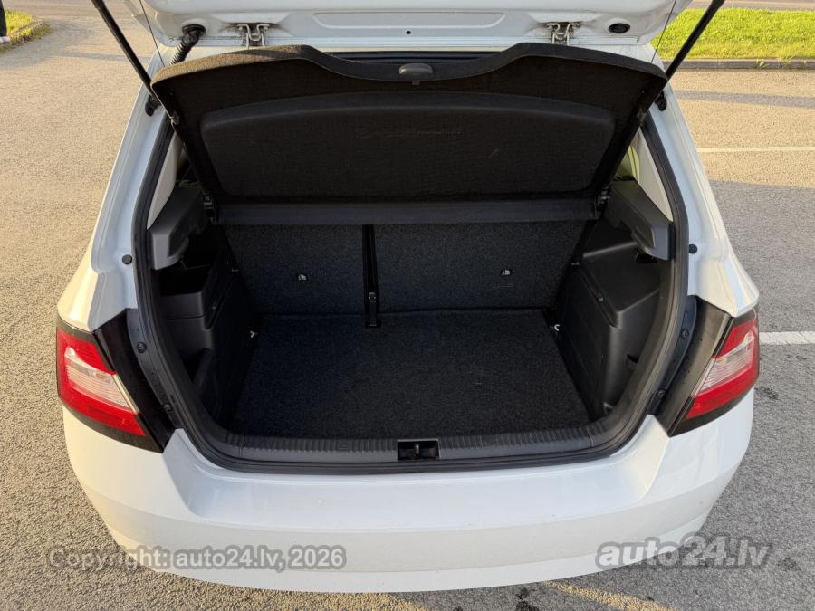 White Skoda Fabia 2016 in Tallinn, with an engine capacity of 1.20 L and mileage of 75 thousand km for 8900 €, photo 12 on AUTOMOTO.COM.LV