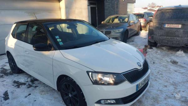 White Skoda Fabia 2017 in Kaunas, with an engine capacity of 1.42 L and mileage of 160 thousand km for 5300 €, photo 3 on AUTOMOTO.COM.LV