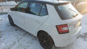 White Skoda Fabia 2017 in Kaunas, with an engine capacity of 1.42 L and mileage of 160 thousand km for 5300 €, photo 16 on AUTOMOTO.COM.LV
