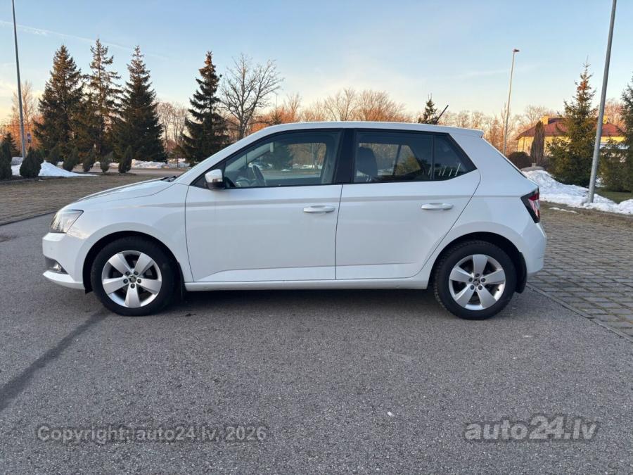 Balts Skoda Fabia 2017 Kuresāre, ar dzinēja tilpumu 1.20 L un nobraukumu 84 tūkst. km par 6500 €, foto 5 vietnē AUTOMOTO.COM.LV