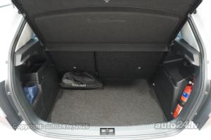 White Skoda Fabia 2017 in Tallinn, with an engine capacity of 1.00 L and mileage of 161 thousand km for 6900 €, photo 7 on AUTOMOTO.COM.LV
