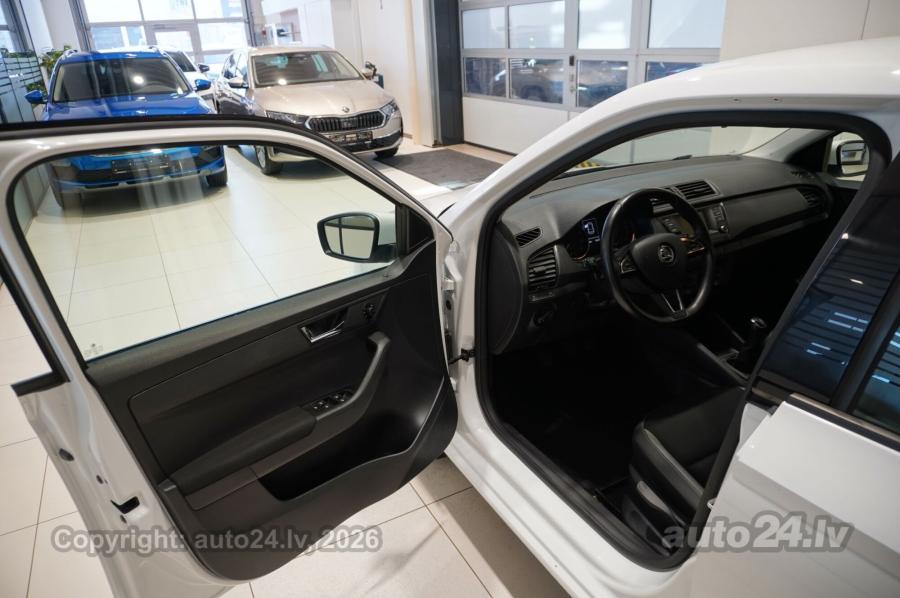 White Skoda Fabia 2017 in Tallinn, with an engine capacity of 1.00 L and mileage of 161 thousand km for 6900 €, photo 11 on AUTOMOTO.COM.LV