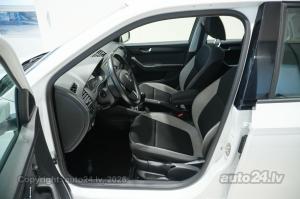 White Skoda Fabia 2017 in Tallinn, with an engine capacity of 1.00 L and mileage of 161 thousand km for 6900 €, photo 12 on AUTOMOTO.COM.LV