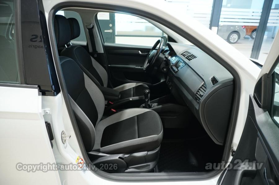 White Skoda Fabia 2017 in Tallinn, with an engine capacity of 1.00 L and mileage of 161 thousand km for 6900 €, photo 13 on AUTOMOTO.COM.LV