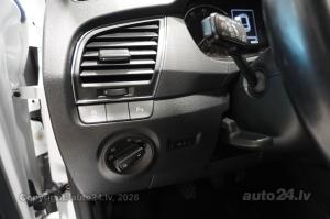 White Skoda Fabia 2017 in Tallinn, with an engine capacity of 1.00 L and mileage of 161 thousand km for 6900 €, photo 14 on AUTOMOTO.COM.LV