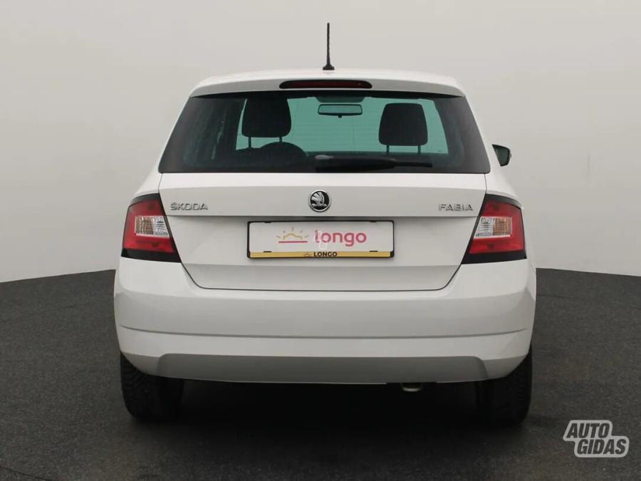 Balts Skoda Fabia 2017 Viļņa, ar dzinēja tilpumu 1.20 L un nobraukumu 196 tūkst. km par 6899 €, foto 6 vietnē AUTOMOTO.COM.LV