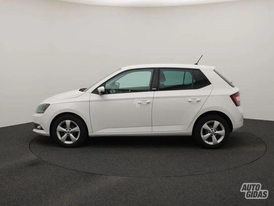 Balts Skoda Fabia 2017 Viļņa, ar dzinēja tilpumu 1.20 L un nobraukumu 196 tūkst. km par 6899 €, foto 7 vietnē AUTOMOTO.COM.LV