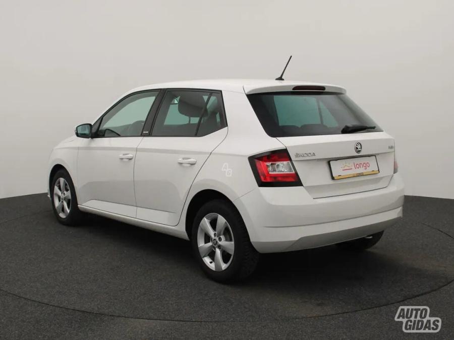 Balts Skoda Fabia 2017 Viļņa, ar dzinēja tilpumu 1.20 L un nobraukumu 196 tūkst. km par 6899 €, foto 8 vietnē AUTOMOTO.COM.LV