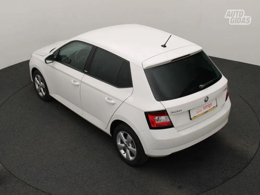 Balts Skoda Fabia 2017 Viļņa, ar dzinēja tilpumu 1.20 L un nobraukumu 196 tūkst. km par 6899 €, foto 13 vietnē AUTOMOTO.COM.LV