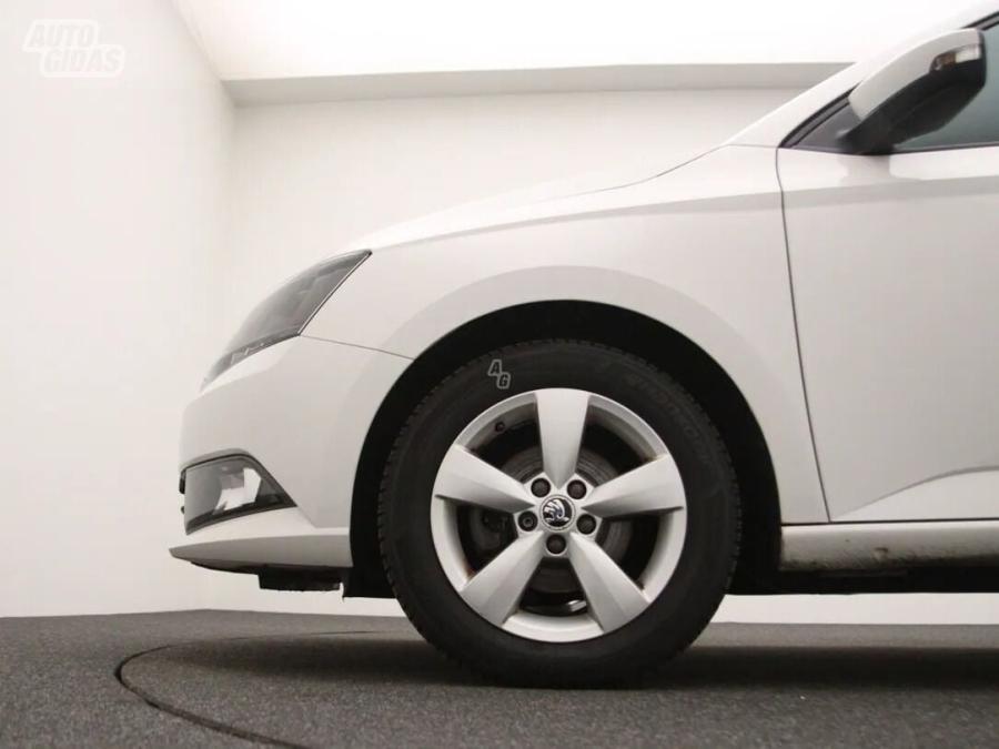 Balts Skoda Fabia 2017 Viļņa, ar dzinēja tilpumu 1.20 L un nobraukumu 196 tūkst. km par 6899 €, foto 27 vietnē AUTOMOTO.COM.LV