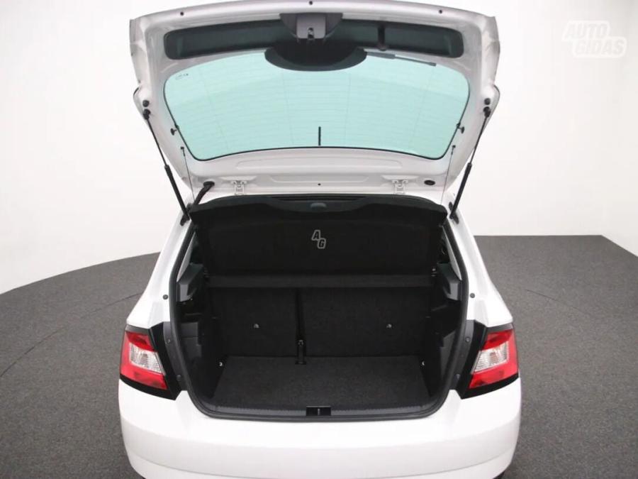Balts Skoda Fabia 2017 Viļņa, ar dzinēja tilpumu 1.20 L un nobraukumu 196 tūkst. km par 6899 €, foto 28 vietnē AUTOMOTO.COM.LV
