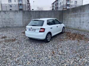 Balts Skoda Fabia 2017 Rīga, ar dzinēja tilpumu 1.40 L un nobraukumu 265 tūkst. km par 3990 €, foto 5 vietnē AUTOMOTO.COM.LV