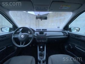 Balts Skoda Fabia 2017 Rīga, ar dzinēja tilpumu 1.40 L un nobraukumu 265 tūkst. km par 3990 €, foto 6 vietnē AUTOMOTO.COM.LV