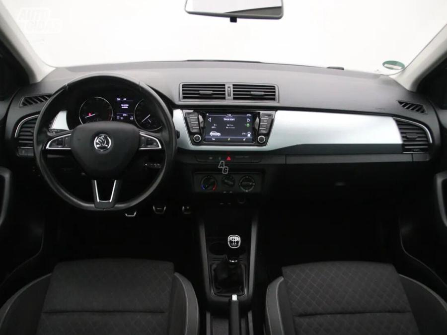 Balts Skoda Fabia 2017 Viļņa, ar dzinēja tilpumu 1.20 L un nobraukumu 168 tūkst. km par 7099 €, foto 3 vietnē AUTOMOTO.COM.LV