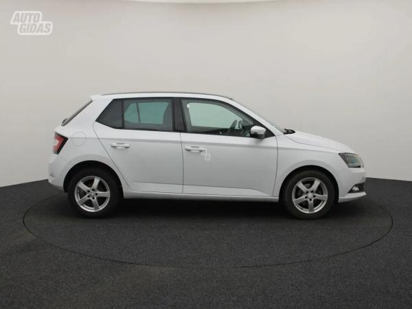 Balts Skoda Fabia 2017 Viļņa, ar dzinēja tilpumu 1.20 L un nobraukumu 168 tūkst. km par 7099 €, foto 9 vietnē AUTOMOTO.COM.LV