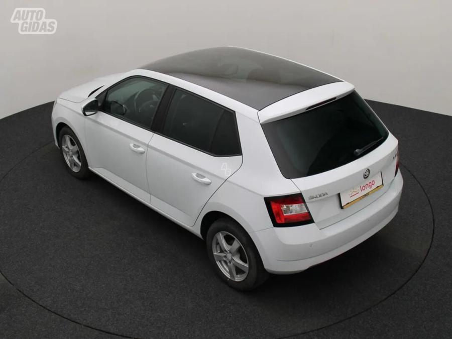 Balts Skoda Fabia 2017 Viļņa, ar dzinēja tilpumu 1.20 L un nobraukumu 168 tūkst. km par 7099 €, foto 13 vietnē AUTOMOTO.COM.LV