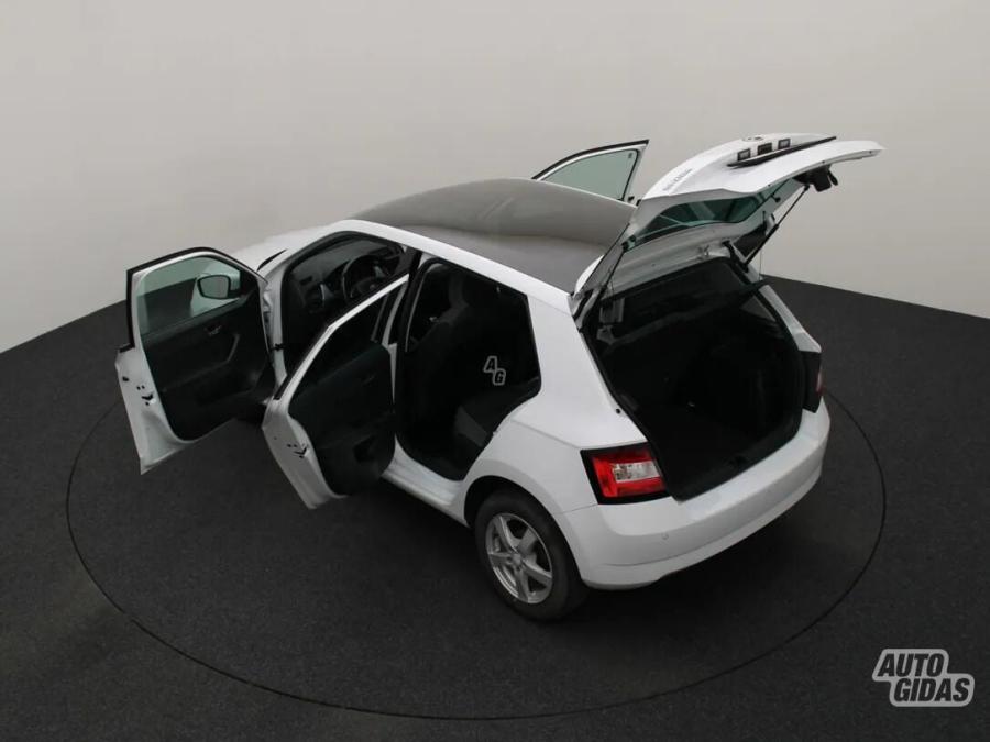 Balts Skoda Fabia 2017 Viļņa, ar dzinēja tilpumu 1.20 L un nobraukumu 168 tūkst. km par 7099 €, foto 14 vietnē AUTOMOTO.COM.LV