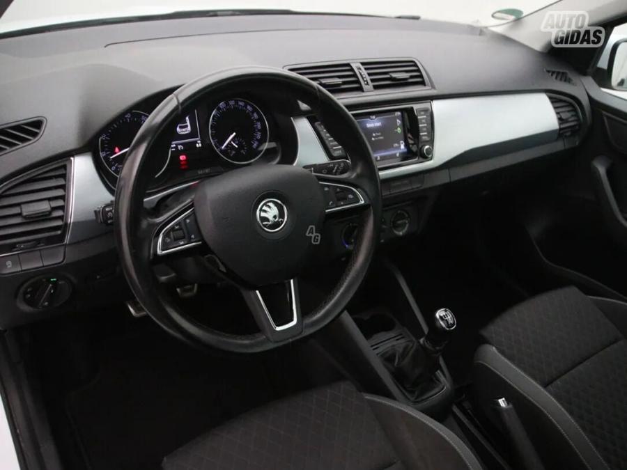 Balts Skoda Fabia 2017 Viļņa, ar dzinēja tilpumu 1.20 L un nobraukumu 168 tūkst. km par 7099 €, foto 17 vietnē AUTOMOTO.COM.LV