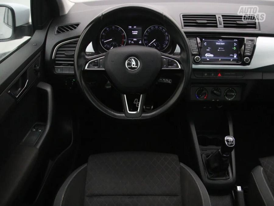 Balts Skoda Fabia 2017 Viļņa, ar dzinēja tilpumu 1.20 L un nobraukumu 168 tūkst. km par 7099 €, foto 18 vietnē AUTOMOTO.COM.LV