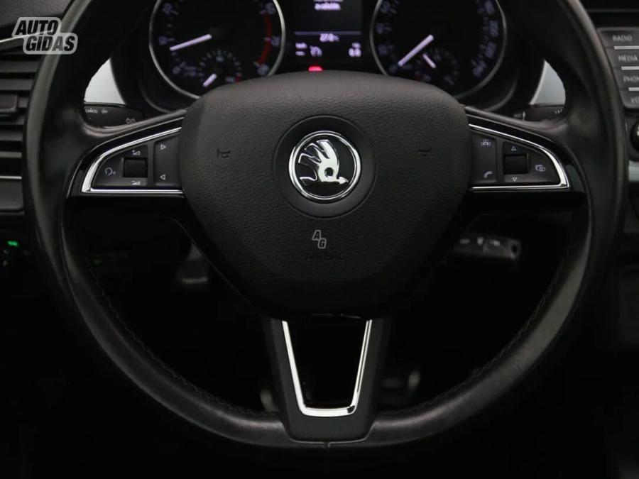 Balts Skoda Fabia 2017 Viļņa, ar dzinēja tilpumu 1.20 L un nobraukumu 168 tūkst. km par 7099 €, foto 19 vietnē AUTOMOTO.COM.LV