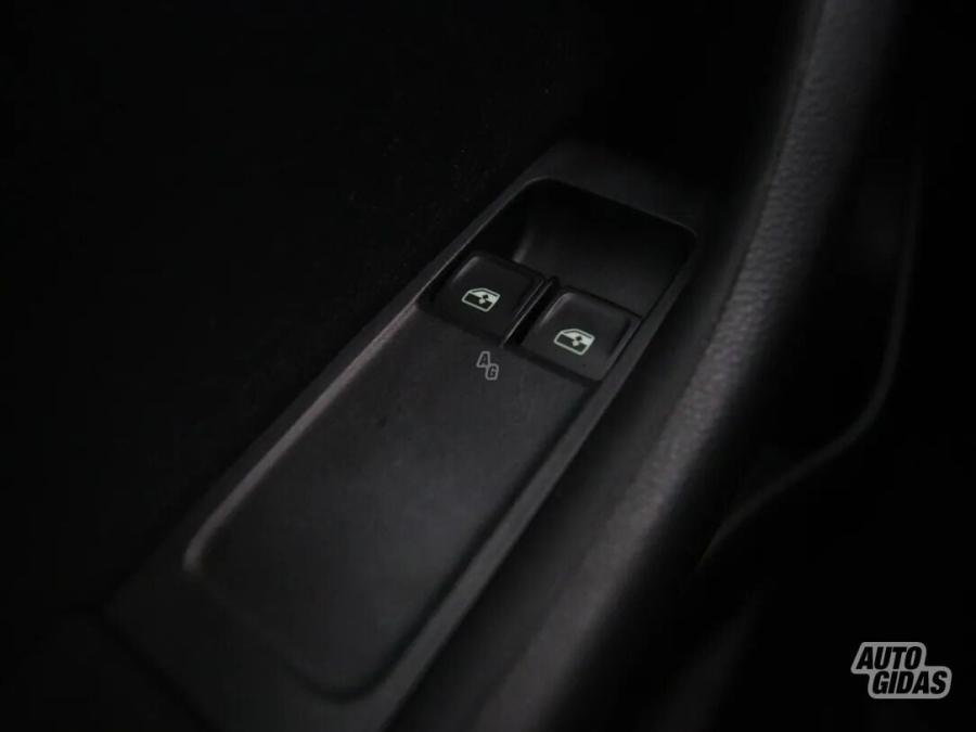 Balts Skoda Fabia 2017 Viļņa, ar dzinēja tilpumu 1.20 L un nobraukumu 168 tūkst. km par 7099 €, foto 27 vietnē AUTOMOTO.COM.LV