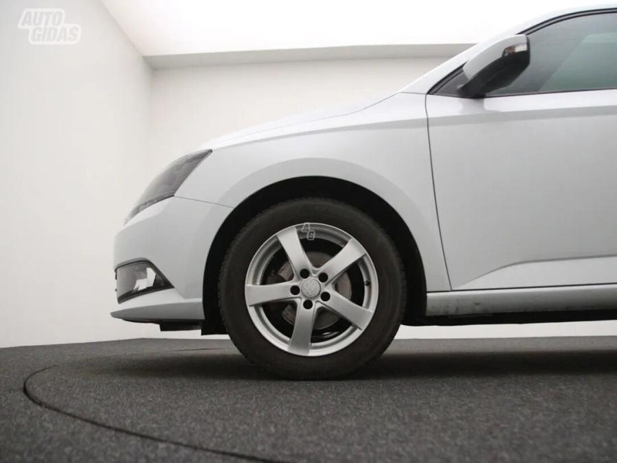 Balts Skoda Fabia 2017 Viļņa, ar dzinēja tilpumu 1.20 L un nobraukumu 168 tūkst. km par 7099 €, foto 29 vietnē AUTOMOTO.COM.LV