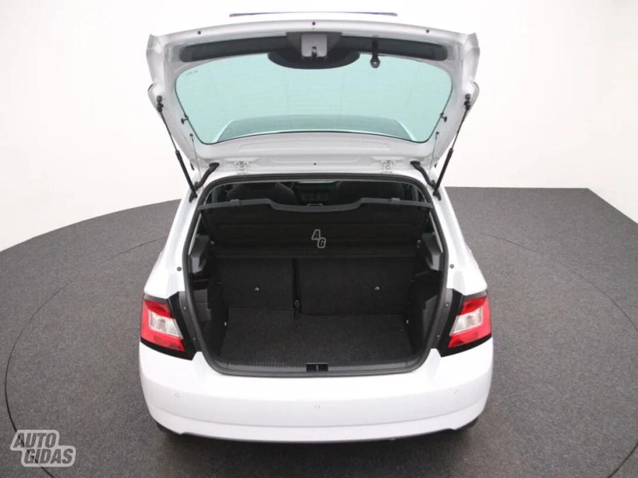 Balts Skoda Fabia 2017 Viļņa, ar dzinēja tilpumu 1.20 L un nobraukumu 168 tūkst. km par 7099 €, foto 32 vietnē AUTOMOTO.COM.LV