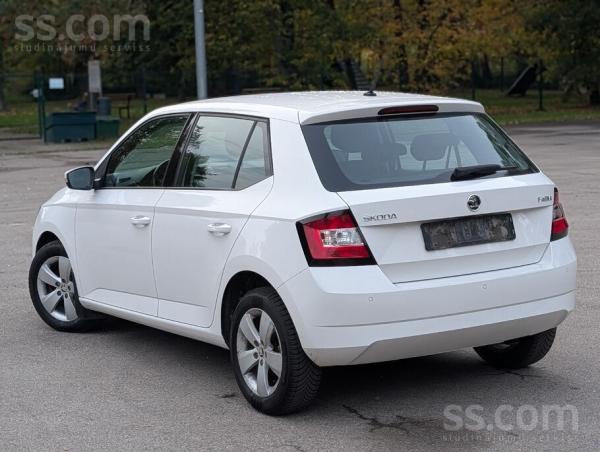 White Skoda Fabia 2017 in Jurmala, with an engine capacity of 1.20 L and mileage of 0 thousand km for 5450 €, photo 4 on AUTOMOTO.COM.LV