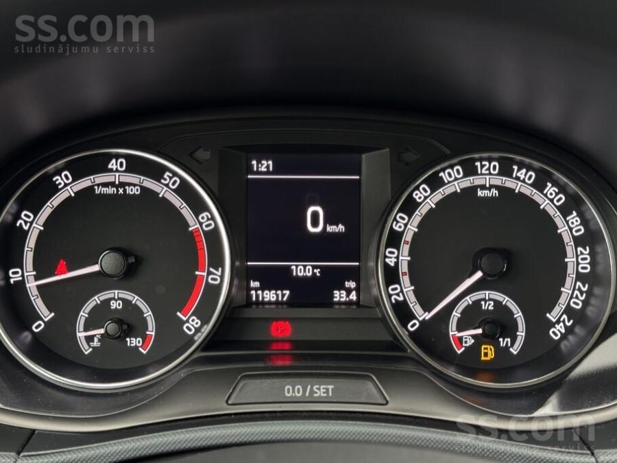 Белый Шкода Фабия 2019 в Валмиера, объемом двигателя 1.00 л и пробегом 120 тыс. км за 8550 €, фото 10 на AUTOMOTO.COM.LV