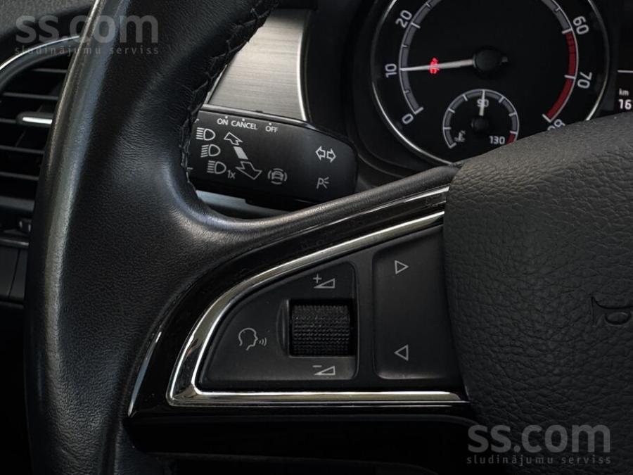 Balts Skoda Fabia 2019 Valmiera, ar dzinēja tilpumu 1.00 L un nobraukumu 161 tūkst. km par 8900 €, foto 11 vietnē AUTOMOTO.COM.LV