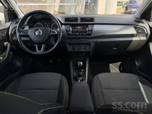 Balts Skoda Fabia 2019 Valmiera, ar dzinēja tilpumu 1.00 L un nobraukumu 161 tūkst. km par 8900 €, foto 19 vietnē AUTOMOTO.COM.LV