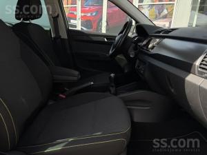 Balts Skoda Fabia 2019 Valmiera, ar dzinēja tilpumu 1.00 L un nobraukumu 161 tūkst. km par 8900 €, foto 20 vietnē AUTOMOTO.COM.LV