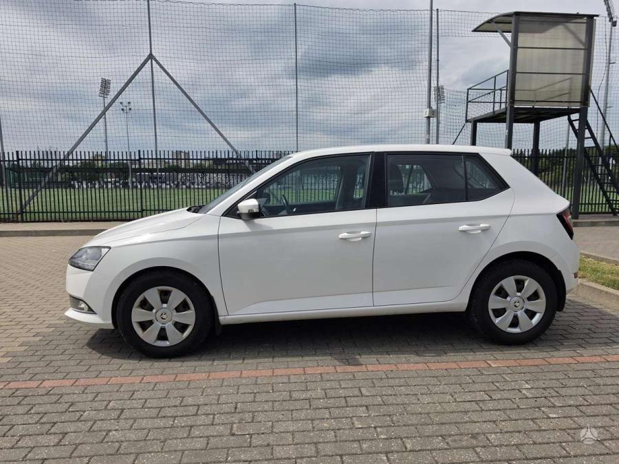 Balts Skoda Fabia 2019 Jonava, ar dzinēja tilpumu 1.00 L un nobraukumu 123 tūkst. km par 6900 €, foto 6 vietnē AUTOMOTO.COM.LV