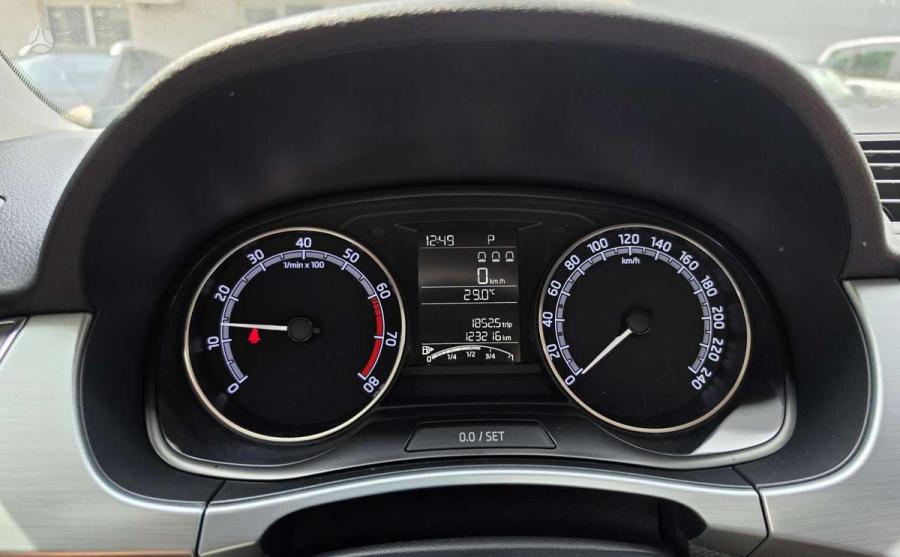 Balts Skoda Fabia 2019 Jonava, ar dzinēja tilpumu 1.00 L un nobraukumu 123 tūkst. km par 6900 €, foto 10 vietnē AUTOMOTO.COM.LV