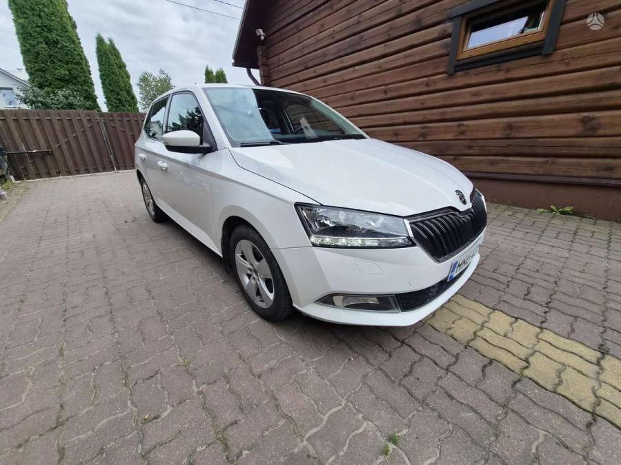 Balts Skoda Fabia 2020 Viļņa, ar dzinēja tilpumu 1.00 L un nobraukumu 29 tūkst. km par 10299 €, foto 1 vietnē AUTOMOTO.COM.LV