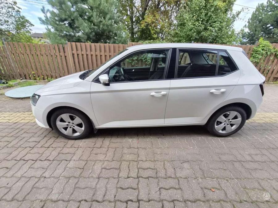 Balts Skoda Fabia 2020 Viļņa, ar dzinēja tilpumu 1.00 L un nobraukumu 29 tūkst. km par 10299 €, foto 5 vietnē AUTOMOTO.COM.LV