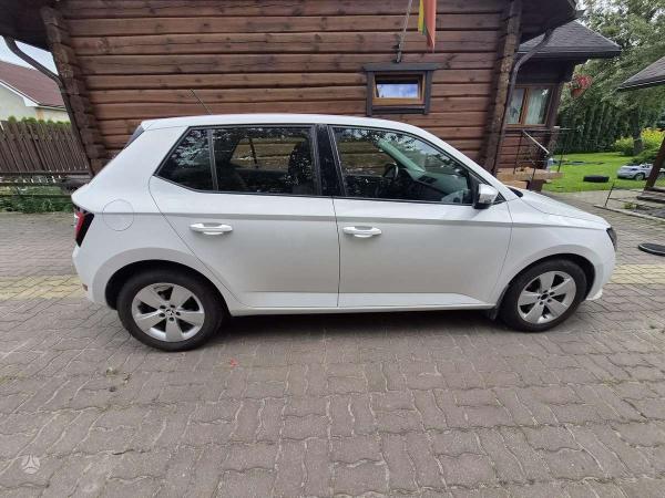 Balts Skoda Fabia 2020 Viļņa, ar dzinēja tilpumu 1.00 L un nobraukumu 29 tūkst. km par 10299 €, foto 9 vietnē AUTOMOTO.COM.LV