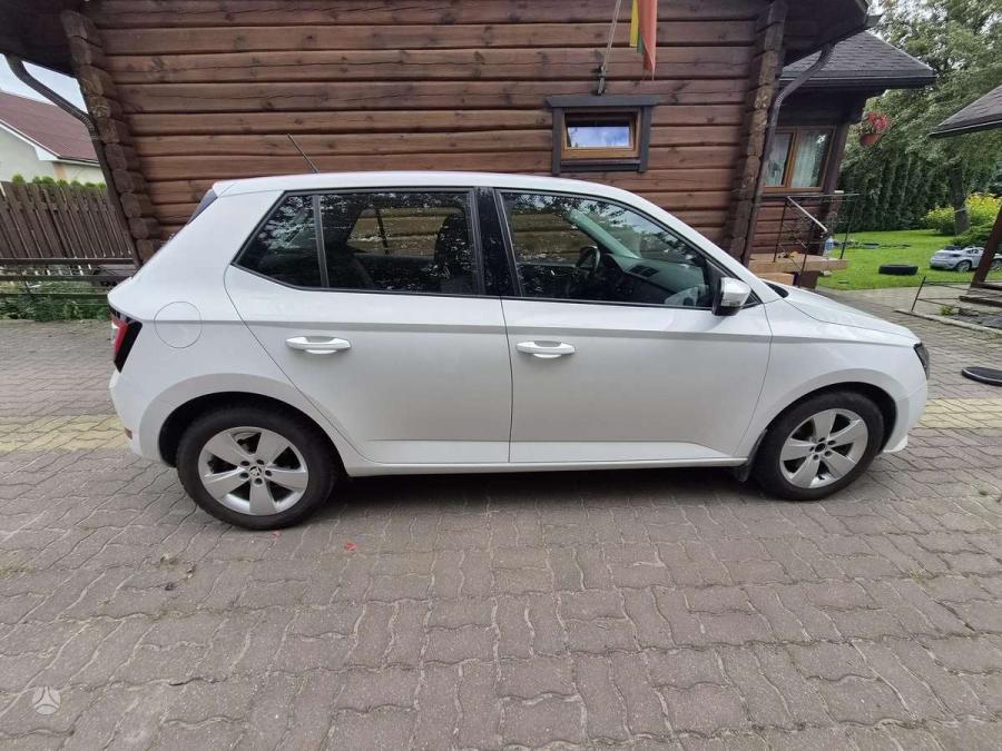 Balts Skoda Fabia 2020 Viļņa, ar dzinēja tilpumu 1.00 L un nobraukumu 29 tūkst. km par 10299 €, foto 9 vietnē AUTOMOTO.COM.LV