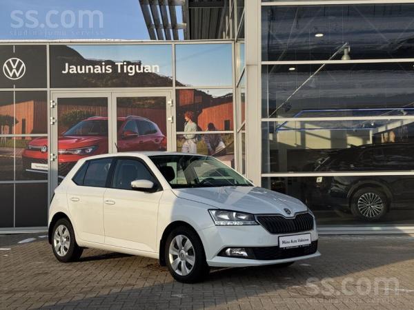 White Skoda Fabia 2021 in Valmiera, with an engine capacity of 1.00 L and mileage of 96 thousand km for 10500 €, photo 1 on AUTOMOTO.COM.LV