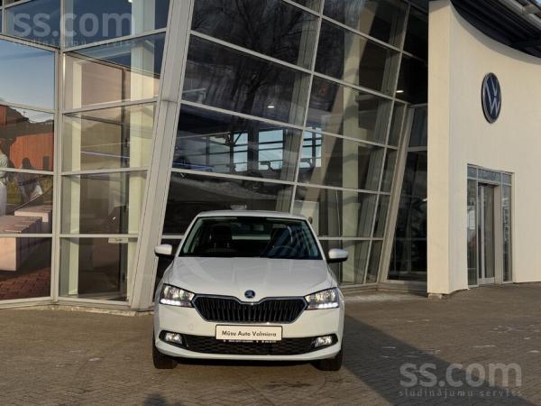 White Skoda Fabia 2021 in Valmiera, with an engine capacity of 1.00 L and mileage of 96 thousand km for 10500 €, photo 2 on AUTOMOTO.COM.LV