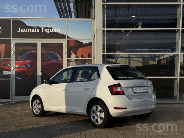 White Skoda Fabia 2021 in Valmiera, with an engine capacity of 1.00 L and mileage of 96 thousand km for 10500 €, photo 4 on AUTOMOTO.COM.LV